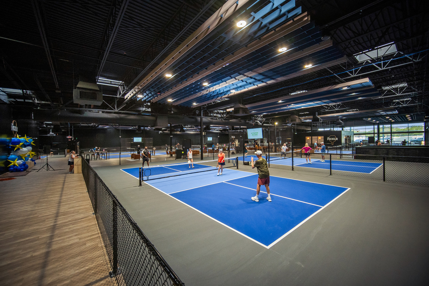 Indoor Pickleball Courts in Toronto West | The Picklr